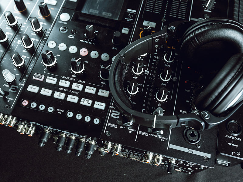 DJ Equipment Rental in Miami & Fort Lauderdale.